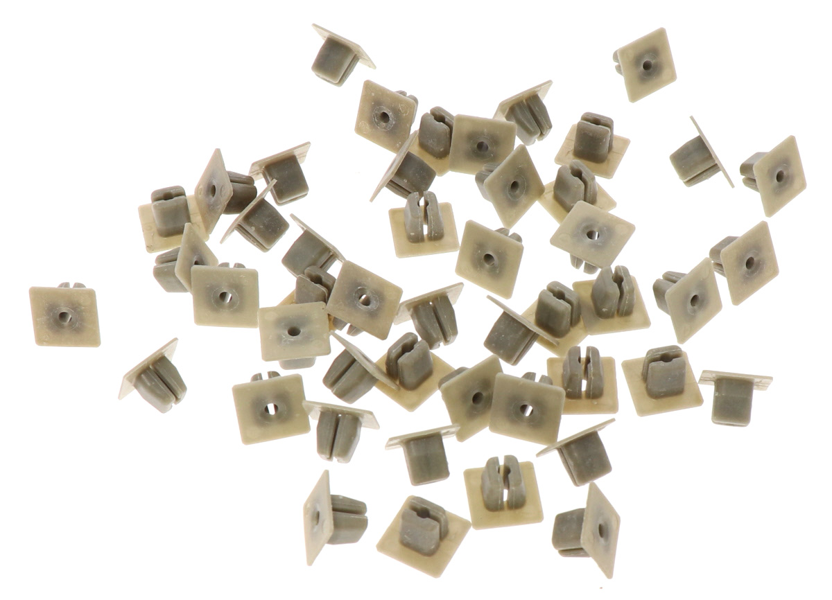 3548695C1 Dr Pnl Fastener Buy Truck Parts