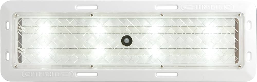 ILL28CMPGP Cargo Lamp Lucidity